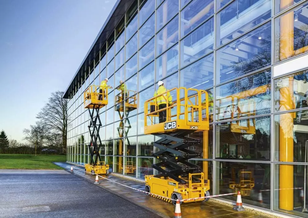 JCB S2632E Electric Scissor Lift | Fairchild Equipment