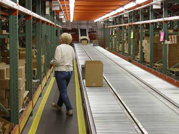 Warehouse Storage & Handling Systems | Fairchild Equipment