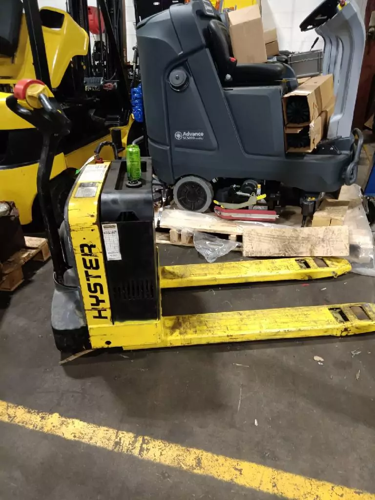 2013 - Hyster W40Z | Fairchild Equipment