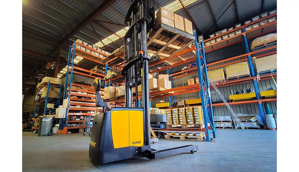 TASK VIPER Reach Stacker | Fairchild Equipment