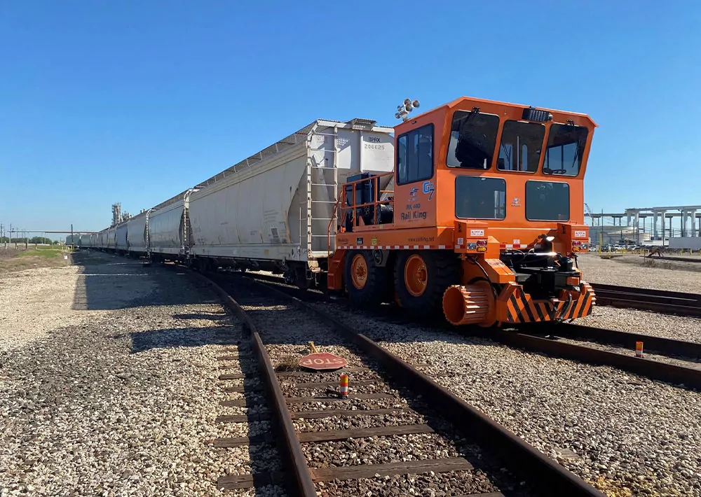 Rail King RK467 G7 Railcar Mover | Fairchild Equipment