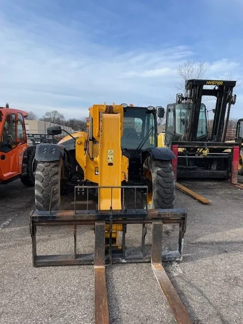 JCB 950-4 | 2 in stock | Fairchild Equipment