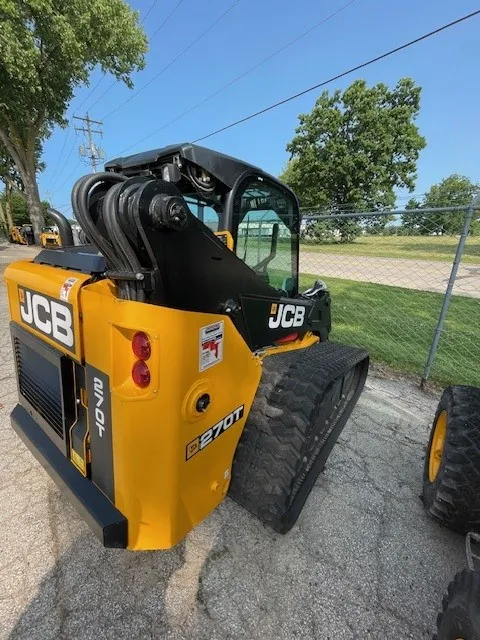 2022 - JCB 270T | Fairchild Equipment