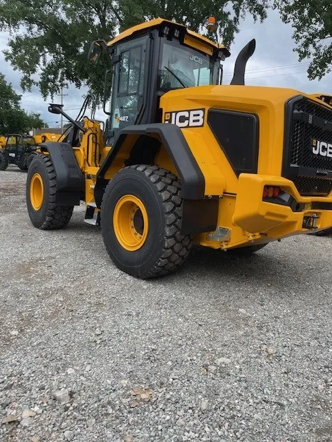 JCB 427-AG | 0 in stock | Fairchild Equipment